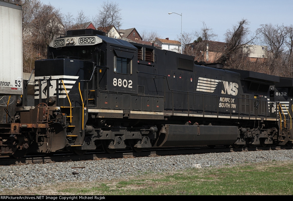 NS 8802